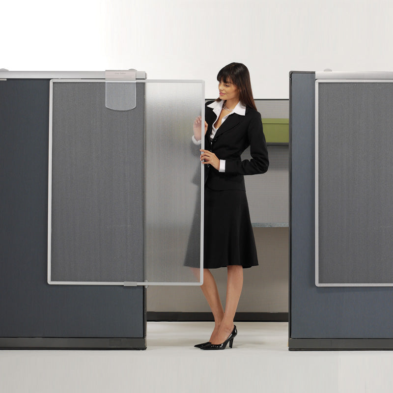 Partial-Length Workstation Privacy Screen | Ultimate Office